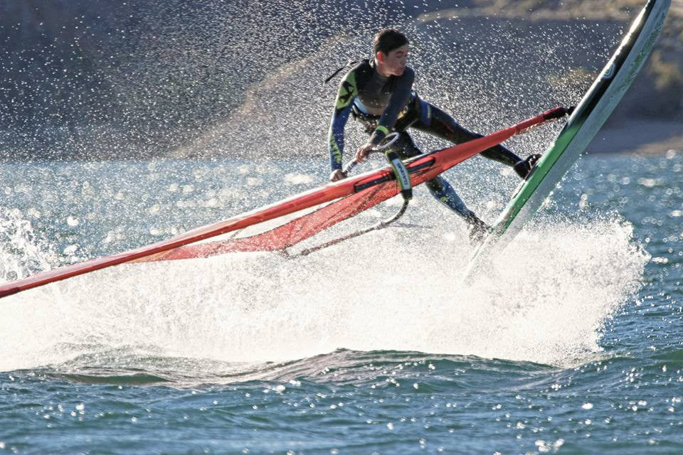 Alex Mertens – Makani Fins